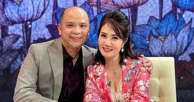 Là mẹ của 4 người con, diễn viên Nguyệt Hằng vẫn được chồng chiều 'hết nấc'