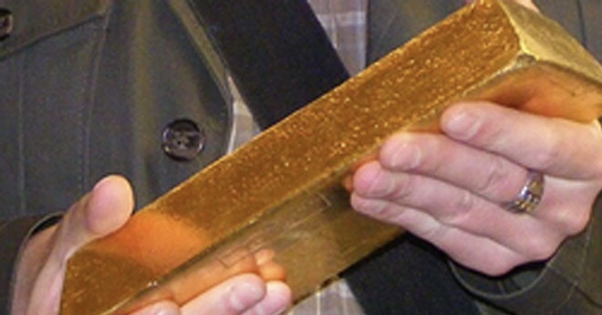 Phát hiện số vàng trị giá gần 2.000 tỷ đồng trong gara ô tô của một căn ...