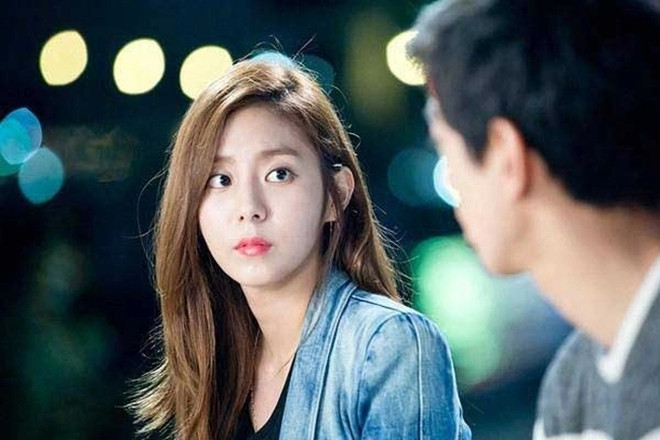 Gặp người yêu cũ của chồng sắp cưới, câu nói của cô ta đã khiến tôi suy sụp