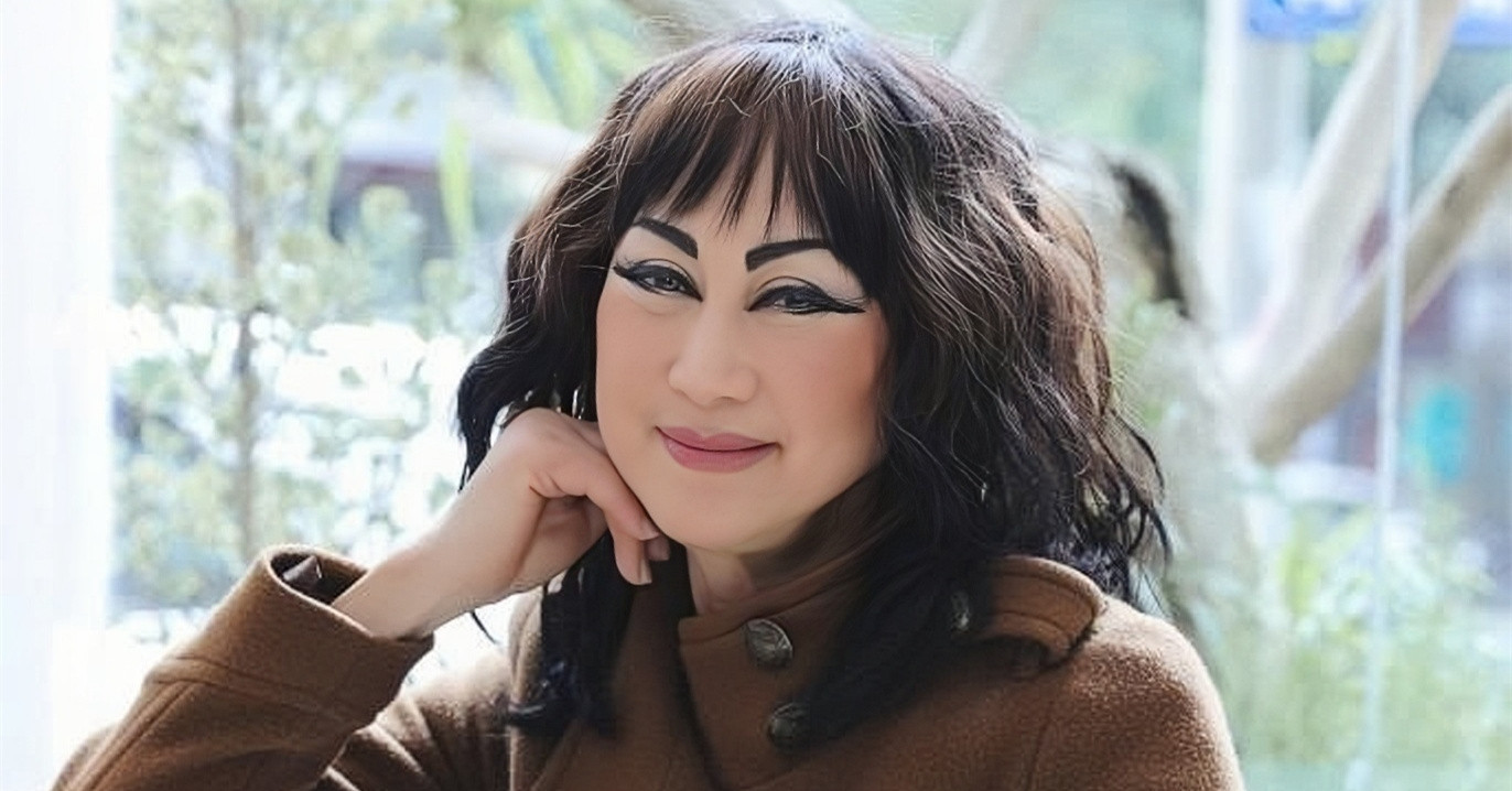 Danh ca Lê Uyên tuổi 72: Sống một mình an yên trong nhà vườn 2.200m2