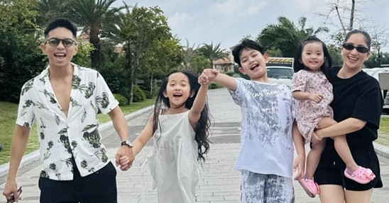 Khánh Thi - Phan Hiển đưa các con đi nghỉ hè, khán giả khen cả nhà đẹp như tranh