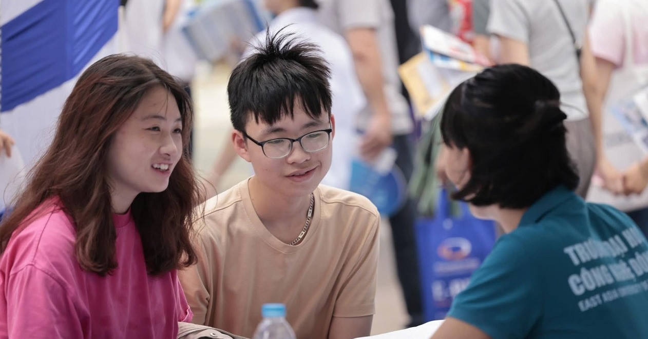 Tuyển sinh bổ sung và những nghịch lí