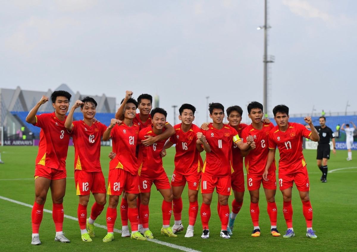 U23 Việt Nam đấu U23 Hàn Quốc: HLV Kim Sang-sik thay đổi hàng loạt